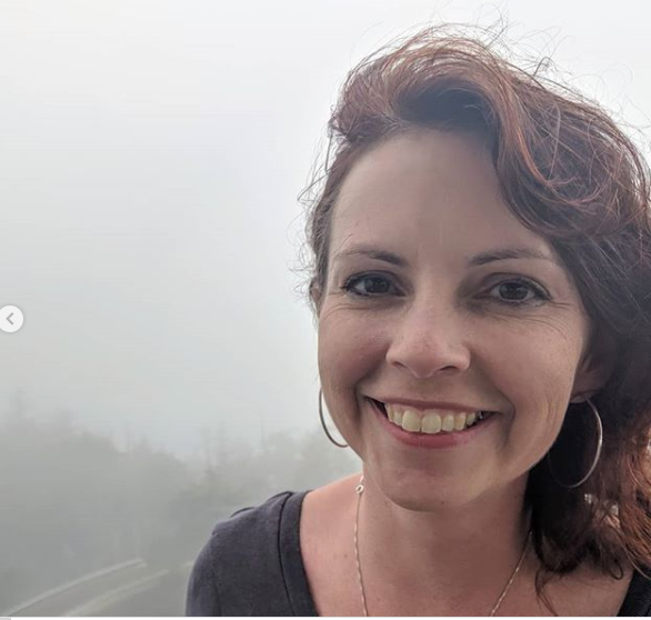 About – Sara Jeanine Smith